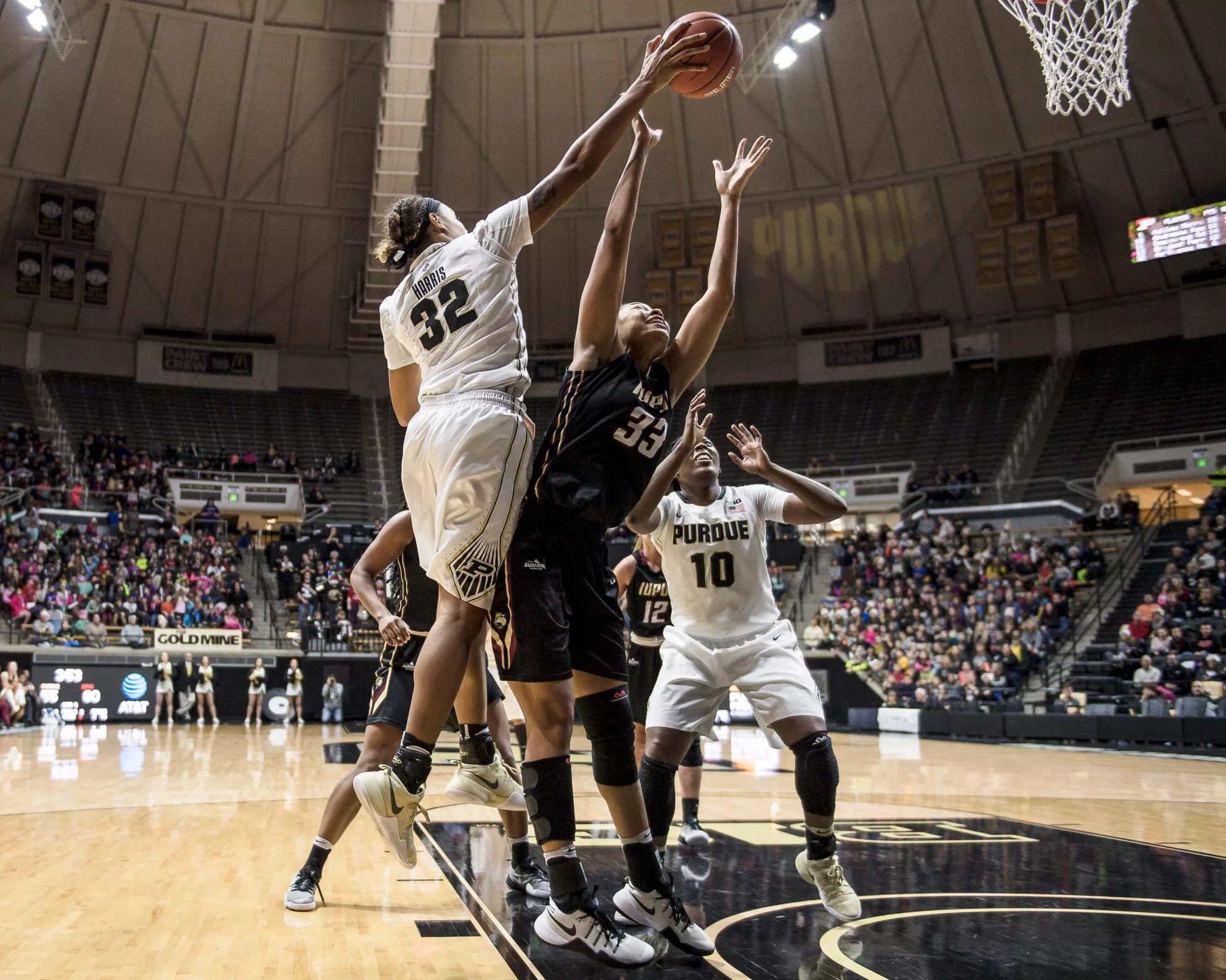 Harris Earns B1G Freshman Honors - Purdue Boilermakers - Official ...