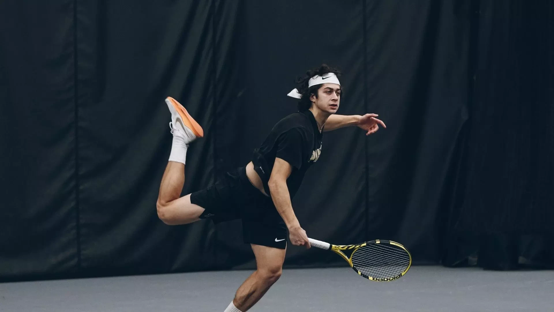 Ali-Khan Sweeps Rockets - Purdue Boilermakers - Official Athletics Website