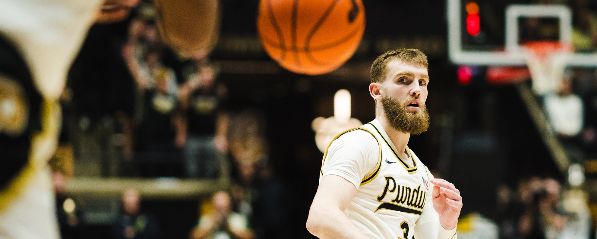 Smith, Kaufman-Renn Garner Preseason Honors from Blue Ribbon Magazine ...