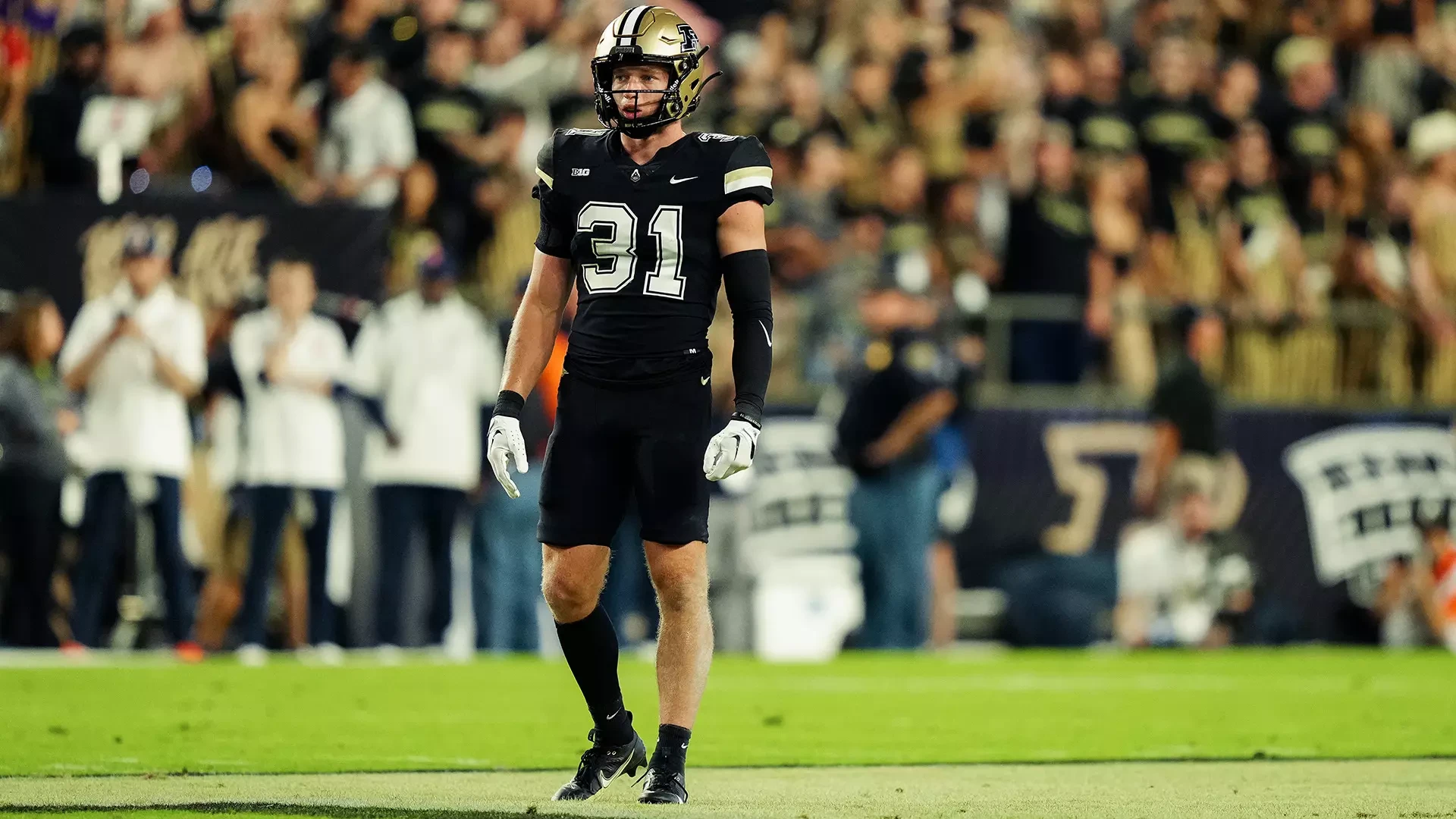 Dillon Thieneman Named Semifinalist for Shaun Alexander Freshman of the ...