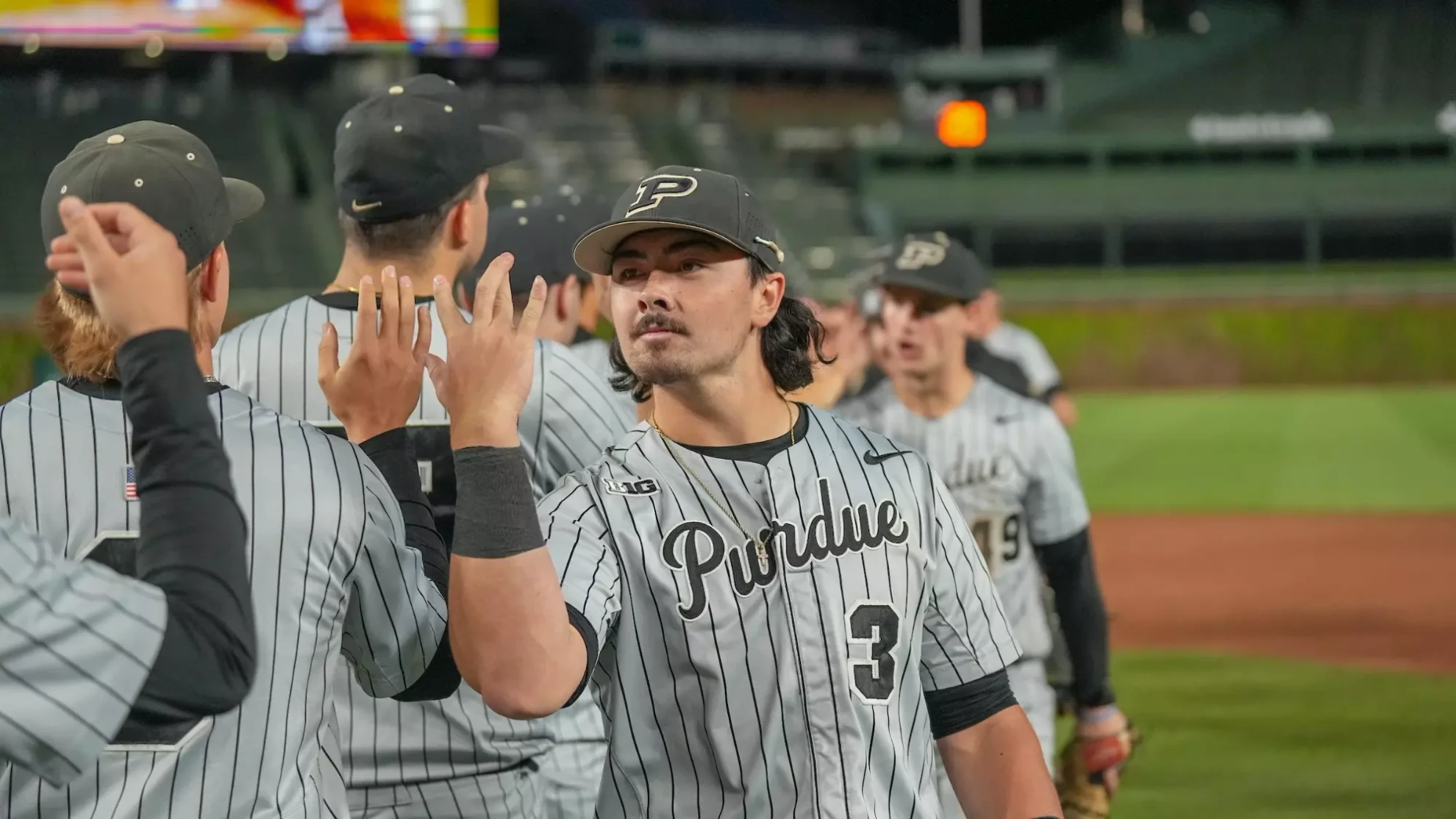 Baseball Ties Team Record with 6 HR, Extends B1G Win Streak to 9 ...