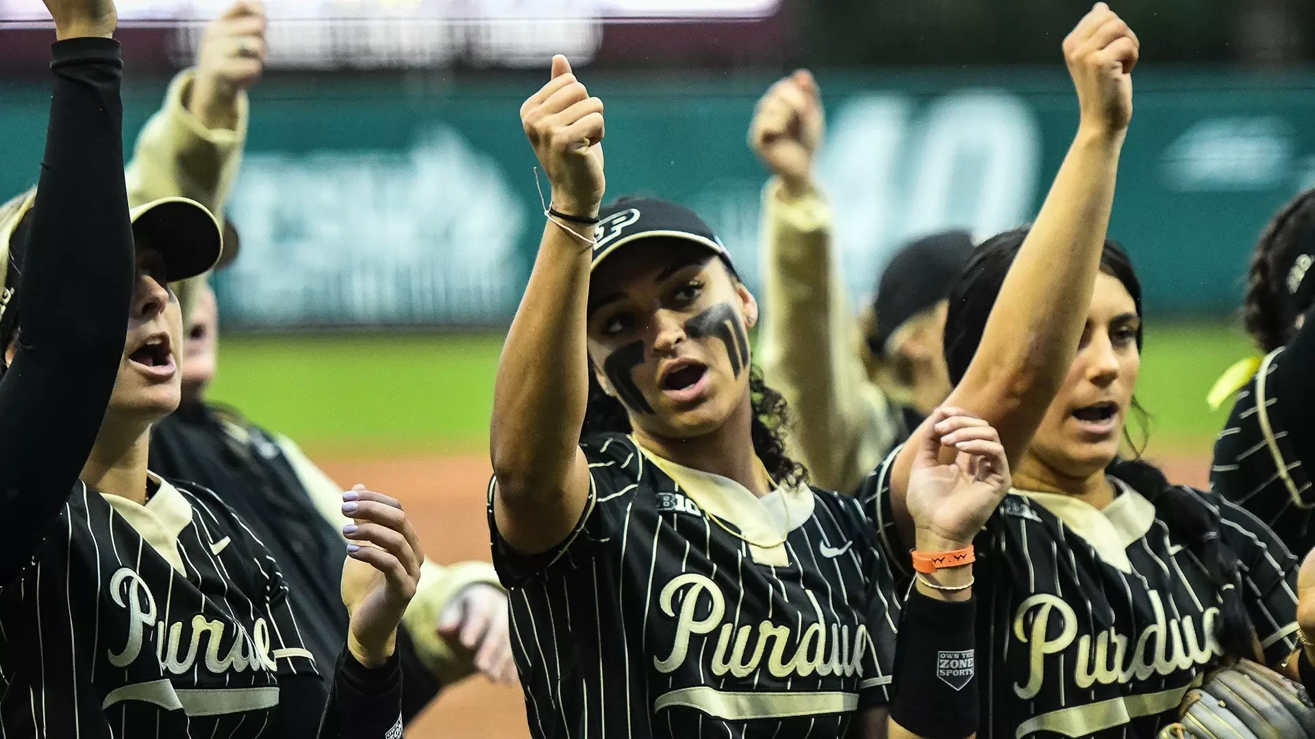 Softball Takes Down Longwood 2-1 in Season-Opener - Purdue Boilermakers ...