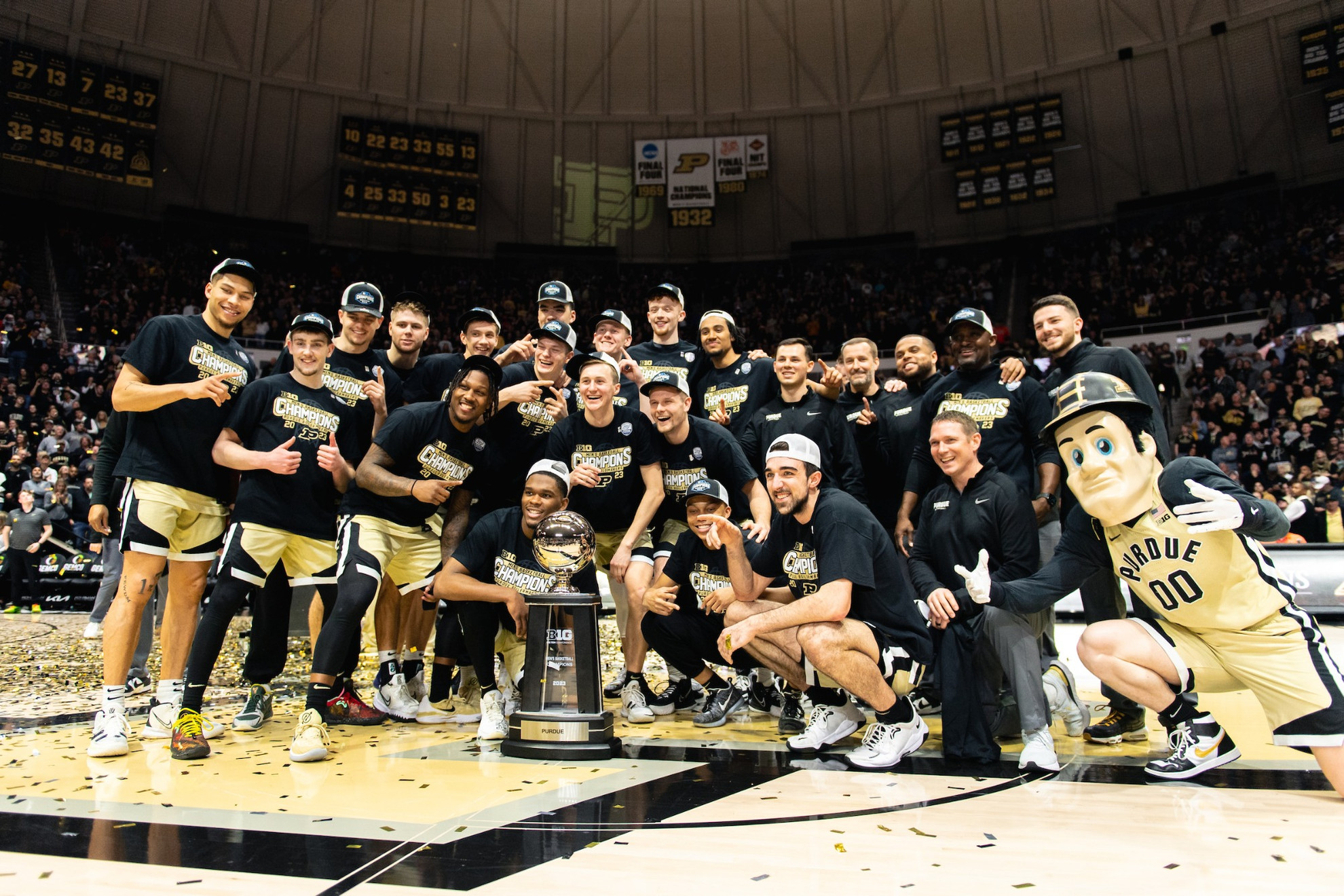 MBB Celebrates Big Ten Championship - Purdue Boilermakers - Official ...