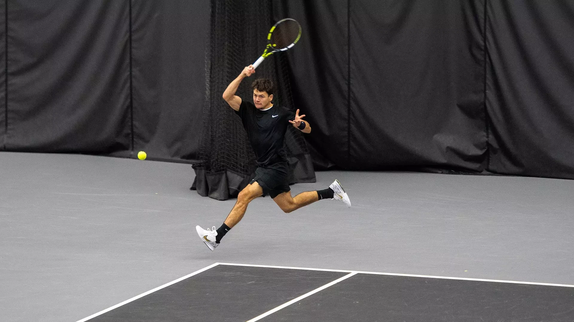 Purdue Rolls Past Western Michigan - Purdue Boilermakers - Official ...